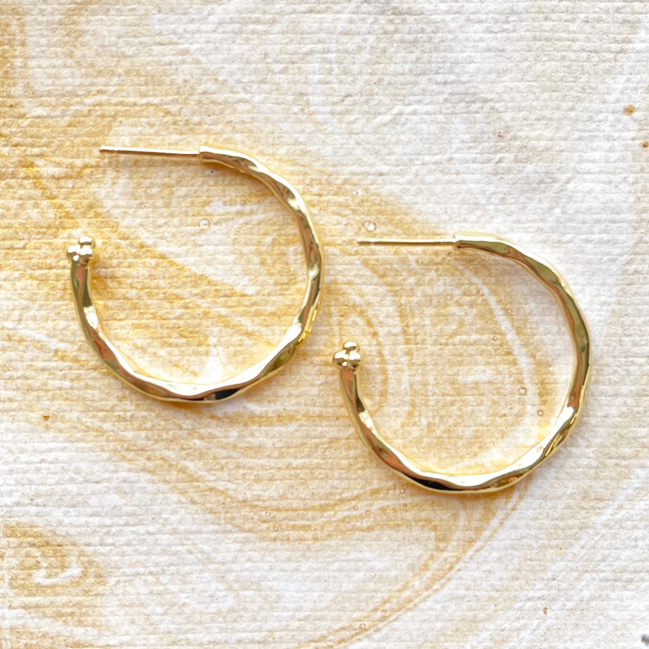 Medium Mia Hoops – Blair's